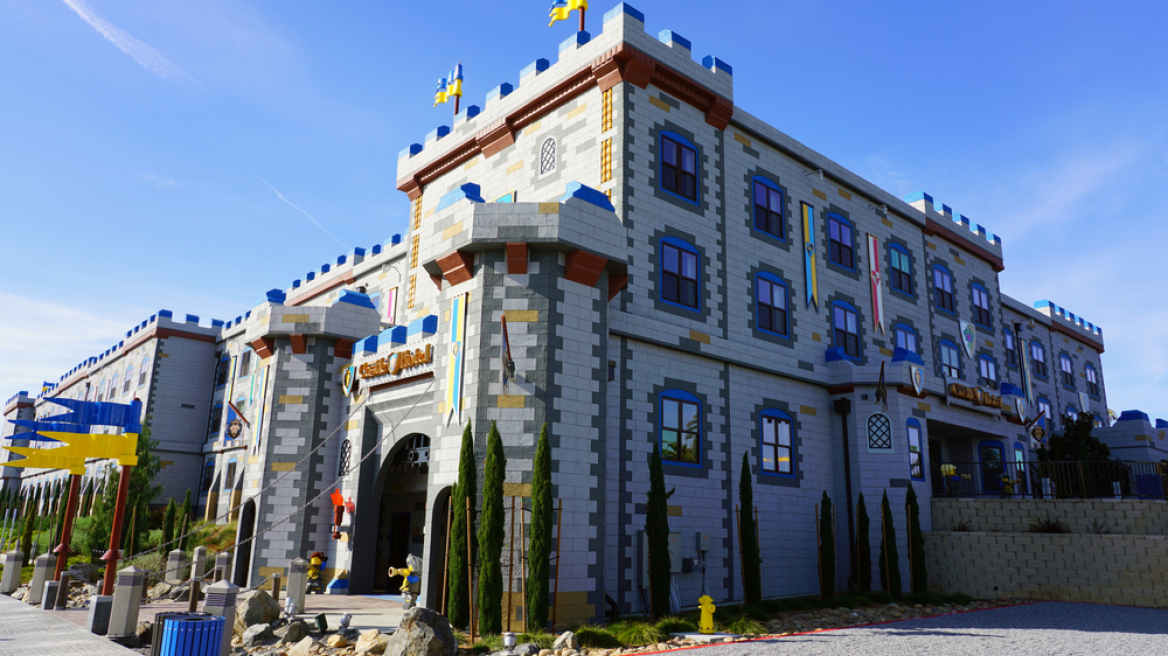 Legoland Castle Hotel: Εσύ θα έμενες στο φαντασμαγορικό θέρετρο της LEGO