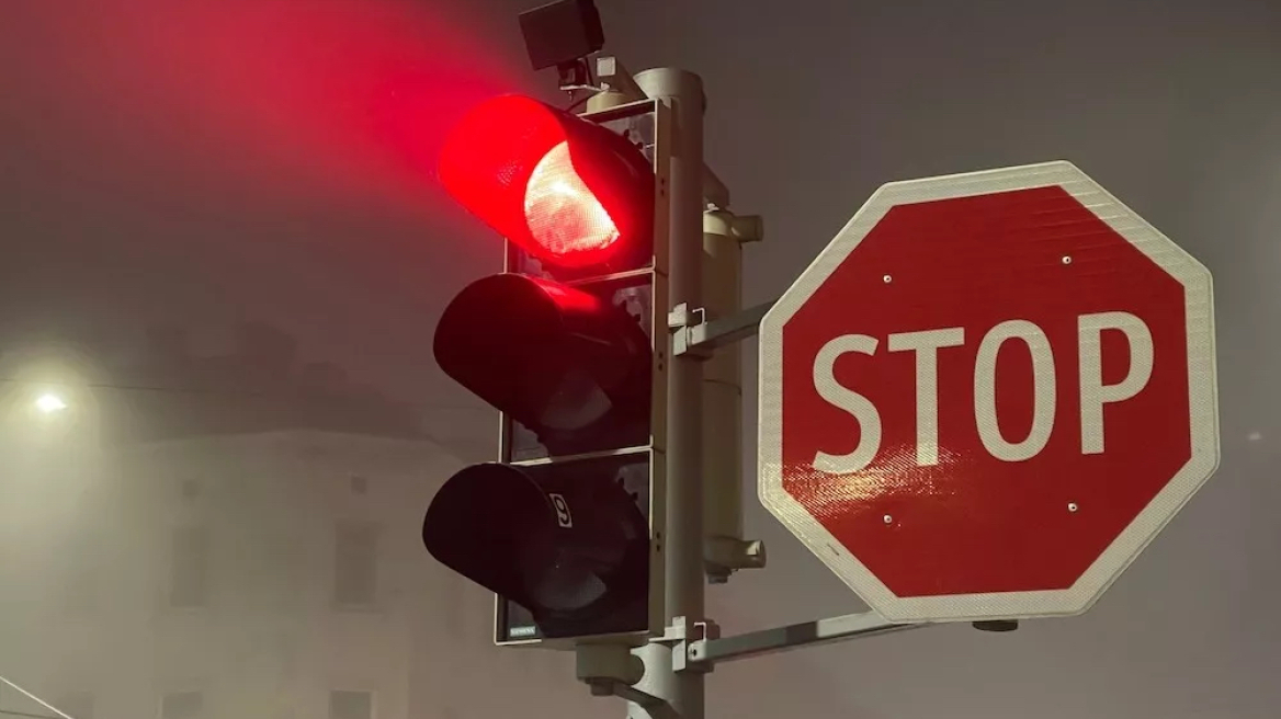 Δε θα πιστέψετε γιατί το STOP είναι οκταγωνικό