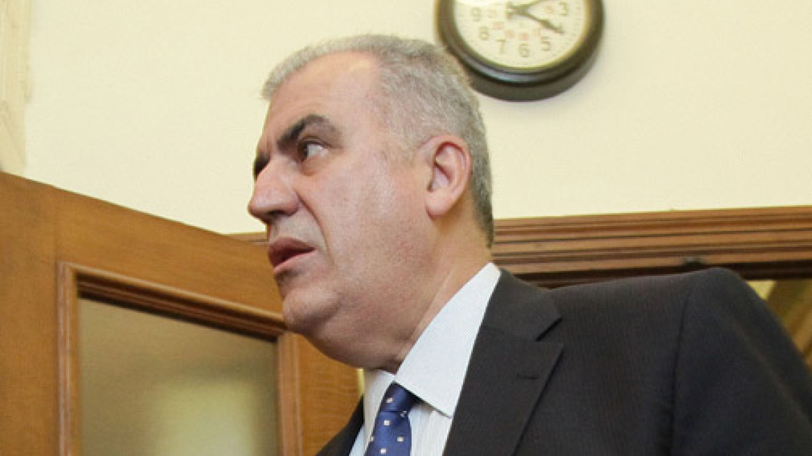 Reppas against Ragousis and other ministers over the reserve