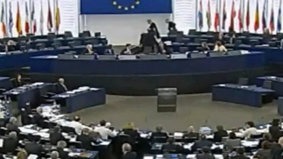 Βελτιώνεται αργά αλλά σταθερά η υγεία του Γιώργου Παπαστάμκου