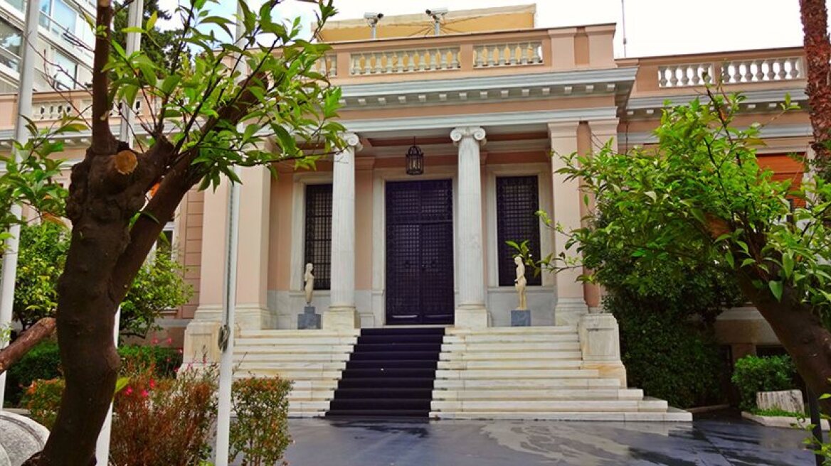 Maximos Mansion: It wants to avoid rapture, but will not back off on ...