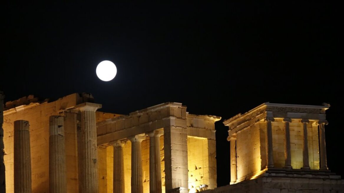 Ανοικτοί οι αρχαιολογικοί χώροι και τα μουσεία για την πανσέληνο του ...