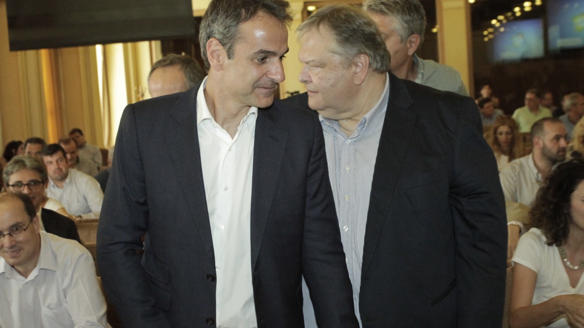 Μητσοτάκης, Βενιζέλος και Ζίμπλατ συζητούν για την Επανάσταση του '21