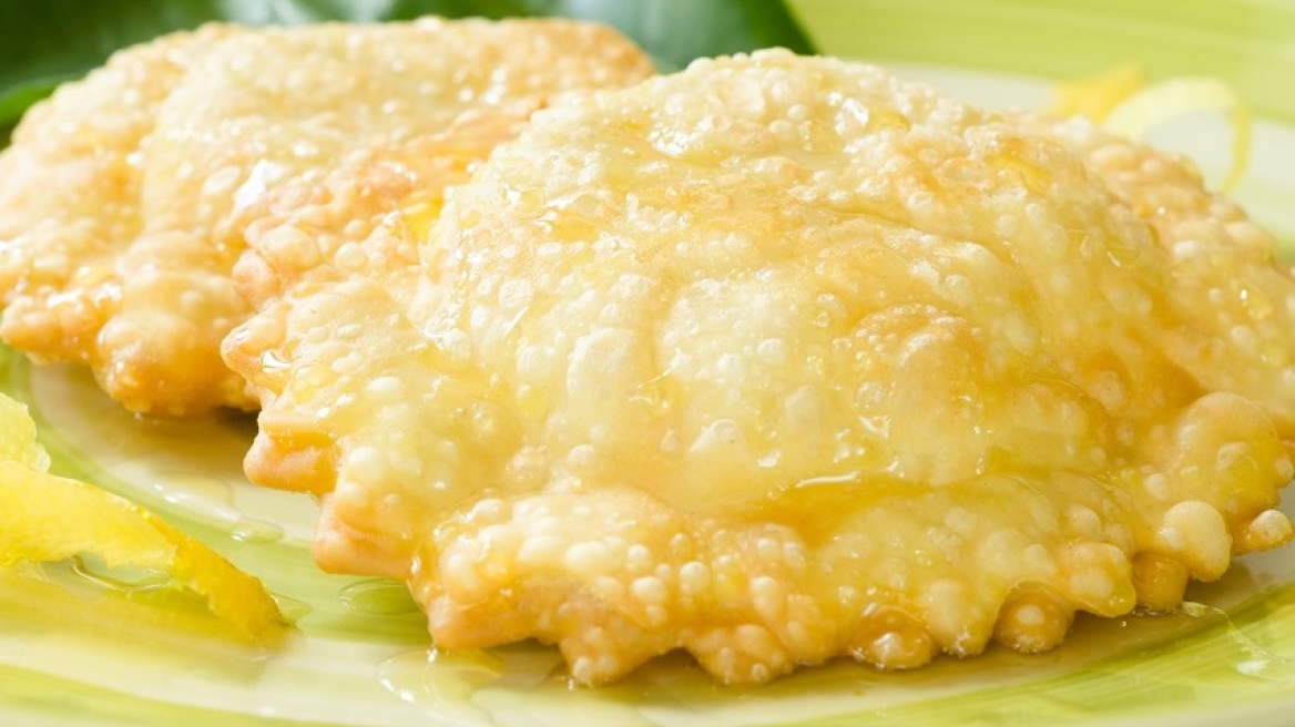 Seadas, το μελένιο τυροπιτάκι από τη Σαρδηνία