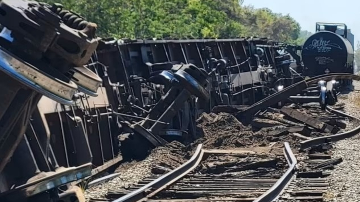 ΗΠΑ: Εκτροχιασμός τρένου με προπάνιο στη Φλόριντα - Δείτε βίντεο