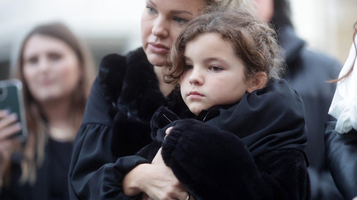 «Καλλιεργώντας την ικανότητα να πενθούμε, καλλιεργούμε την ικανότητα να ...