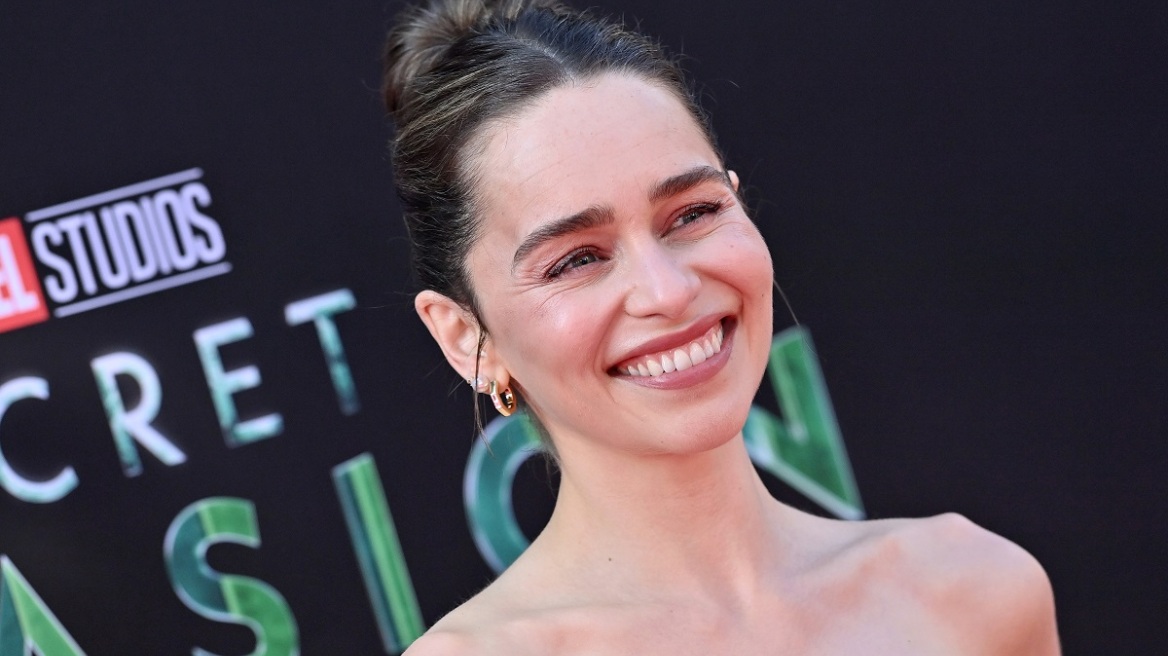 Η «Καλίσι» του Game of Thrones φόρεσε τέλεια την τάση των στράπλες ...