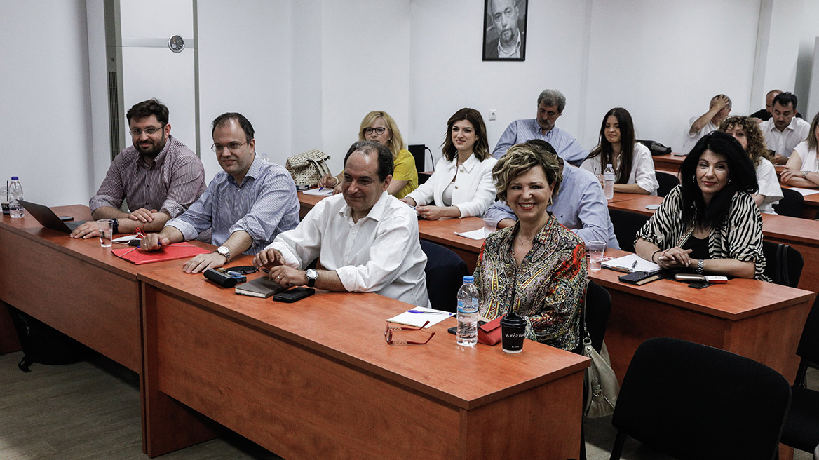ΣΥΡΙΖΑ: «Ανοικτή» η υποψηφιότητα Νίκου Παππά για το Δήμο Αθηναίων ...