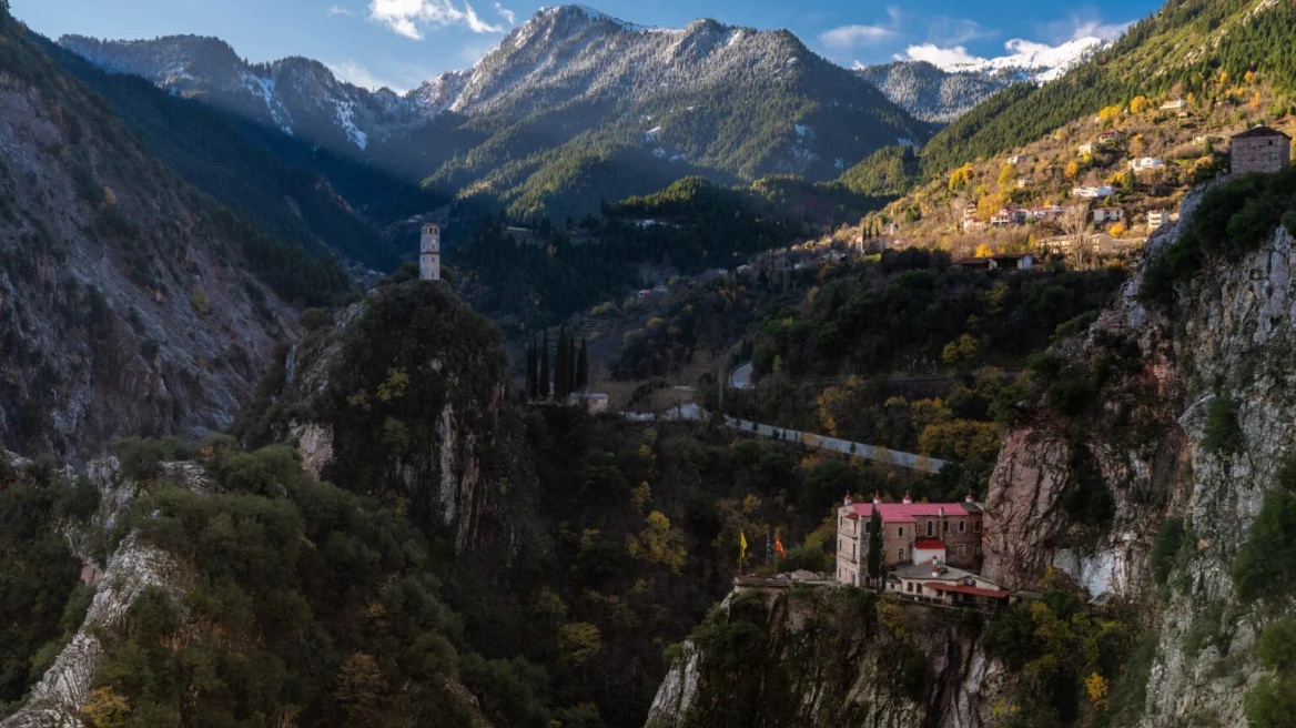 Σαββατοκύριακο στον Προυσό Καρπενησίου -Έναν τόπο πνιγμένο στα έλατα