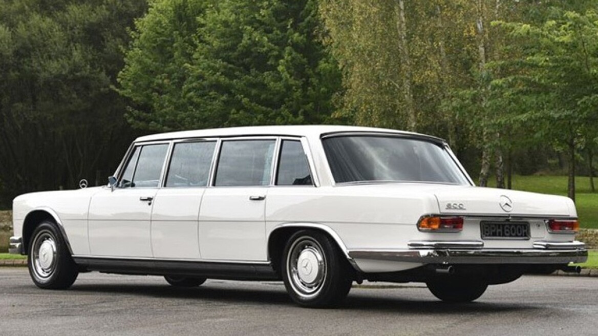 Τι κρύβεται πίσω από αυτή την Mercedes 600 Pullman;
