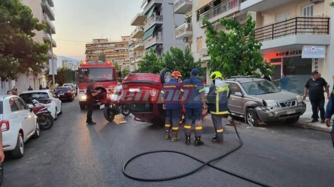 Πάτρα: Τρελή πορεία ΙΧ, έπεσε πάνω σε σταθμευμένα αυτοκίνητα και ...