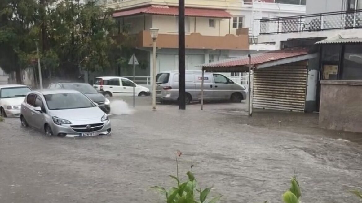 Κακοκαιρία: Σφοδρή η νεροποντή που έπληξε τη Ρόδο, είχε διάρκεια δύο ...
