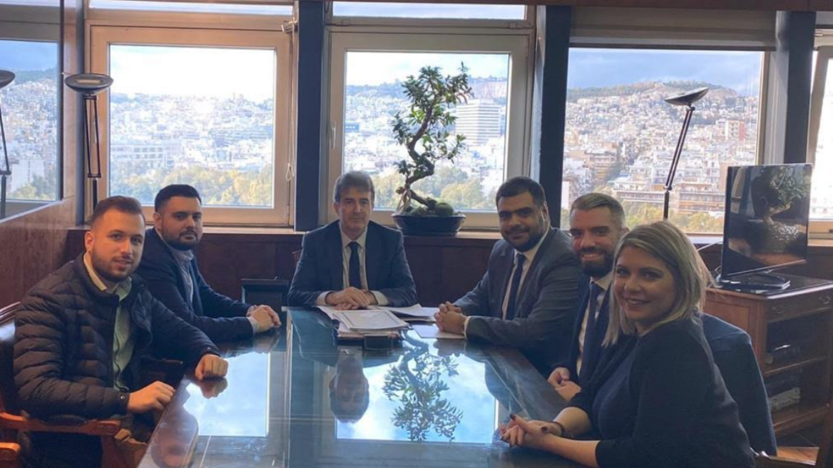 Με την ΟΝΝΕΔ για ζητήματα ασφαλείας συναντήθηκε ο Μιχάλης Χρυσοχοΐδης