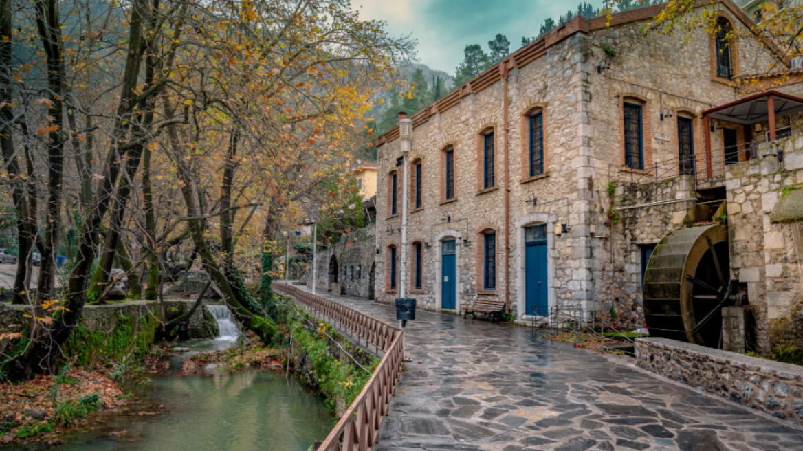 4 χριστουγεννιάτικες μονοήμερες εκδρομές κοντά στην Αθήνα