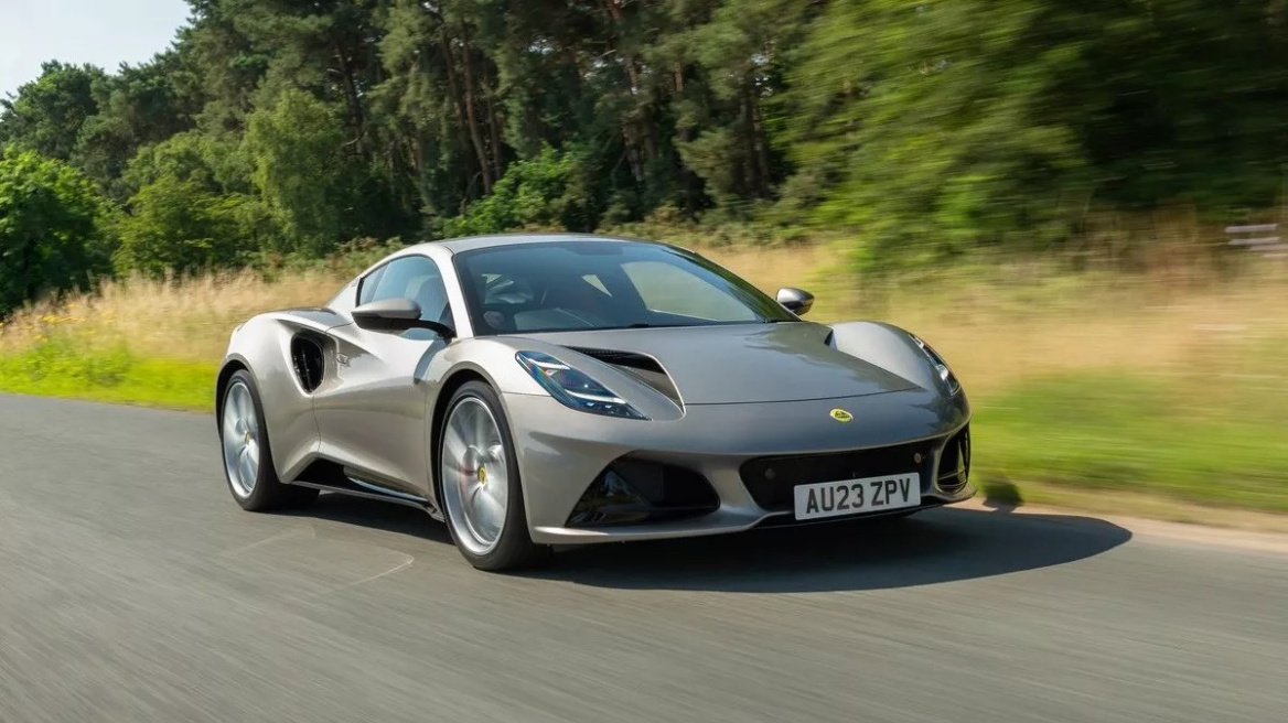 Στην Ελλάδα οι πρώτες δίλιτρες Lotus Emira - Πόσο κοστίζουν;