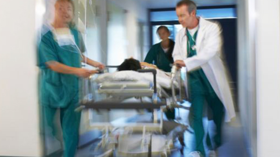 «Εργασιακή αιχμαλωσία» προωθεί το νέο νομοσχέδιο για την Υγεία, λένε οι ...