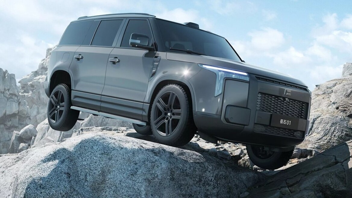 Το Κινέζικο «copy-paste» του Land Rover Defender