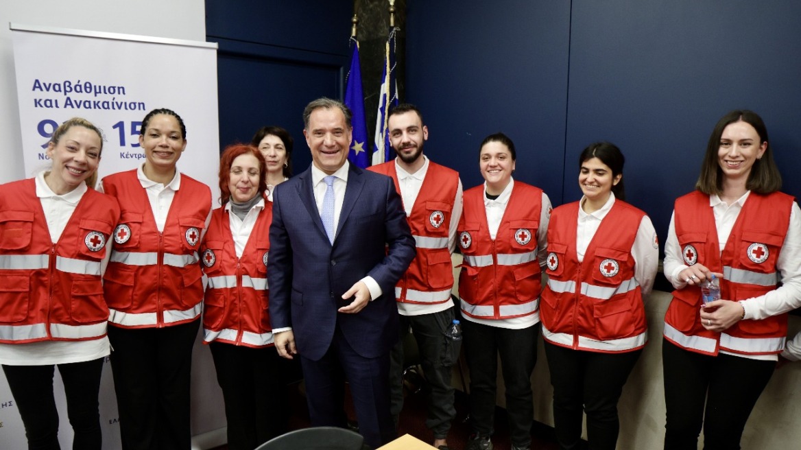Μπαίνουν στα Επείγοντα οι εθελοντές του Ερυθρού Σταυρού από τον Απρίλιο ...