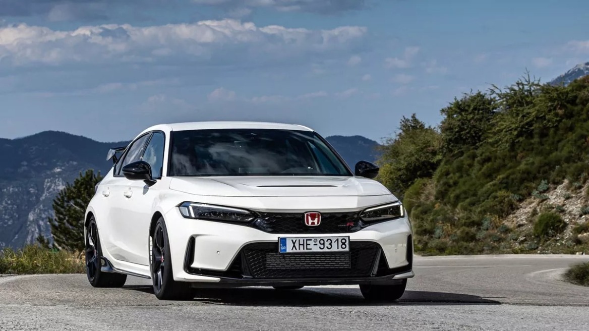 Δοκιμάζουμε το εκρηκτικό Honda Civic Type R - Πόσο κοστίζει στην Ελλάδα;