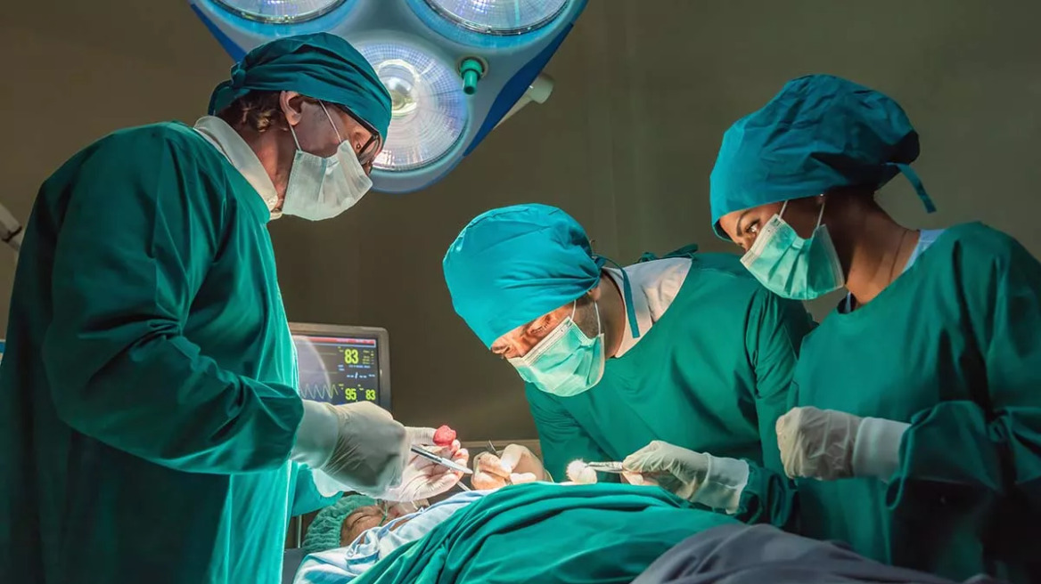 Απογευματινά χειρουργεία: Πόσες και ποιες επεμβάσεις έγιναν δωρεάν σε ...