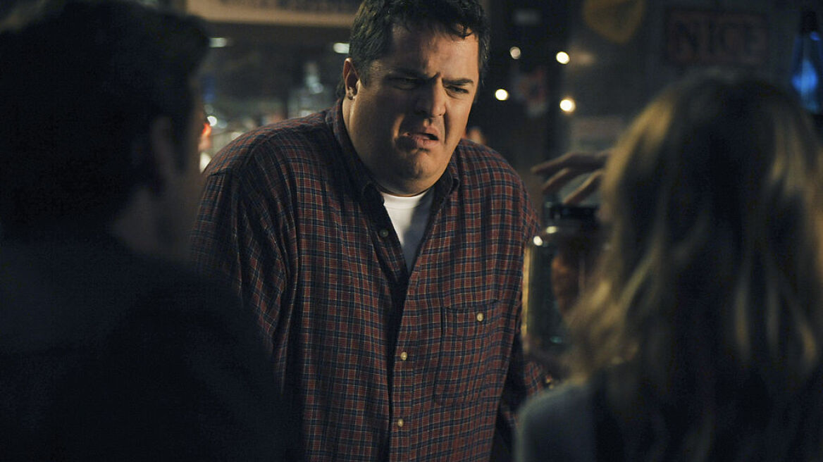 Ηθοποιός από το Γκρέις Ανάτομι αποκάλυψε ότι πάσχει από νευρομϋικό ...