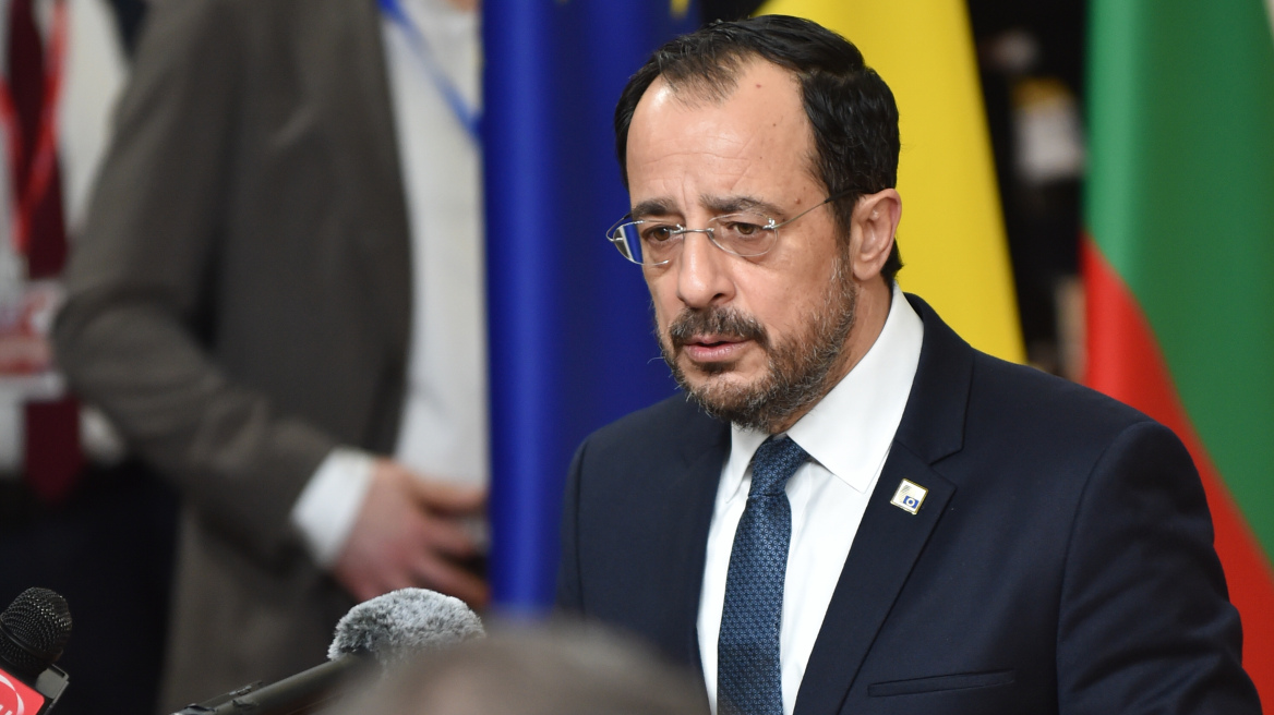 Τι κρύβεται πίσω από το προφίλ «Emily» που διέρρευσε το βίντεο κατά του ...