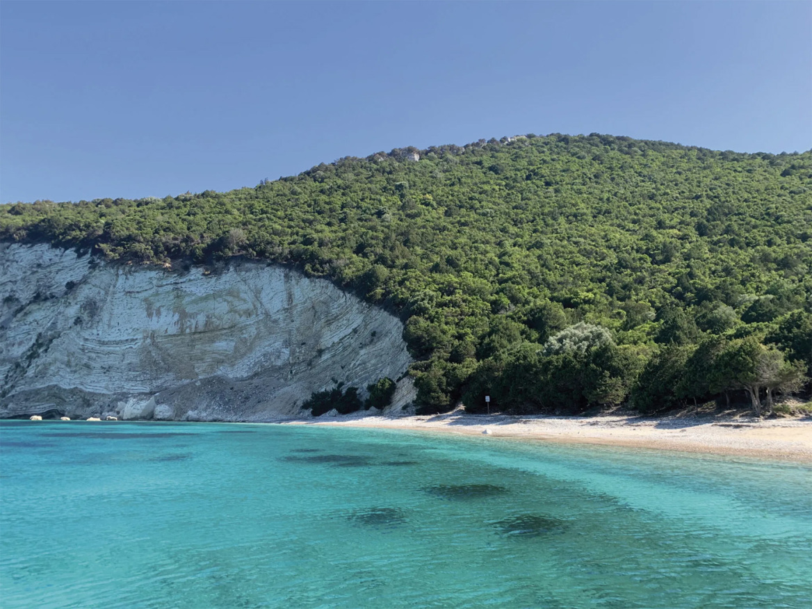 57 παραλίες της Ελλάδας που θυμίζουν επίγειο παράδεισο