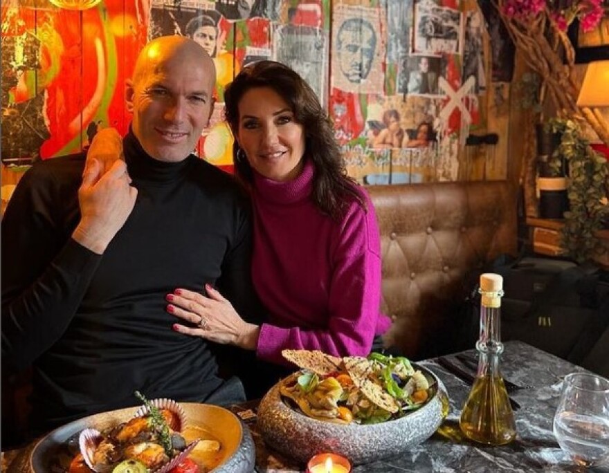 Ζινεντίν Ζιντάν: Viral η φωτογραφία με την εντυπωσιακή του οικογένεια