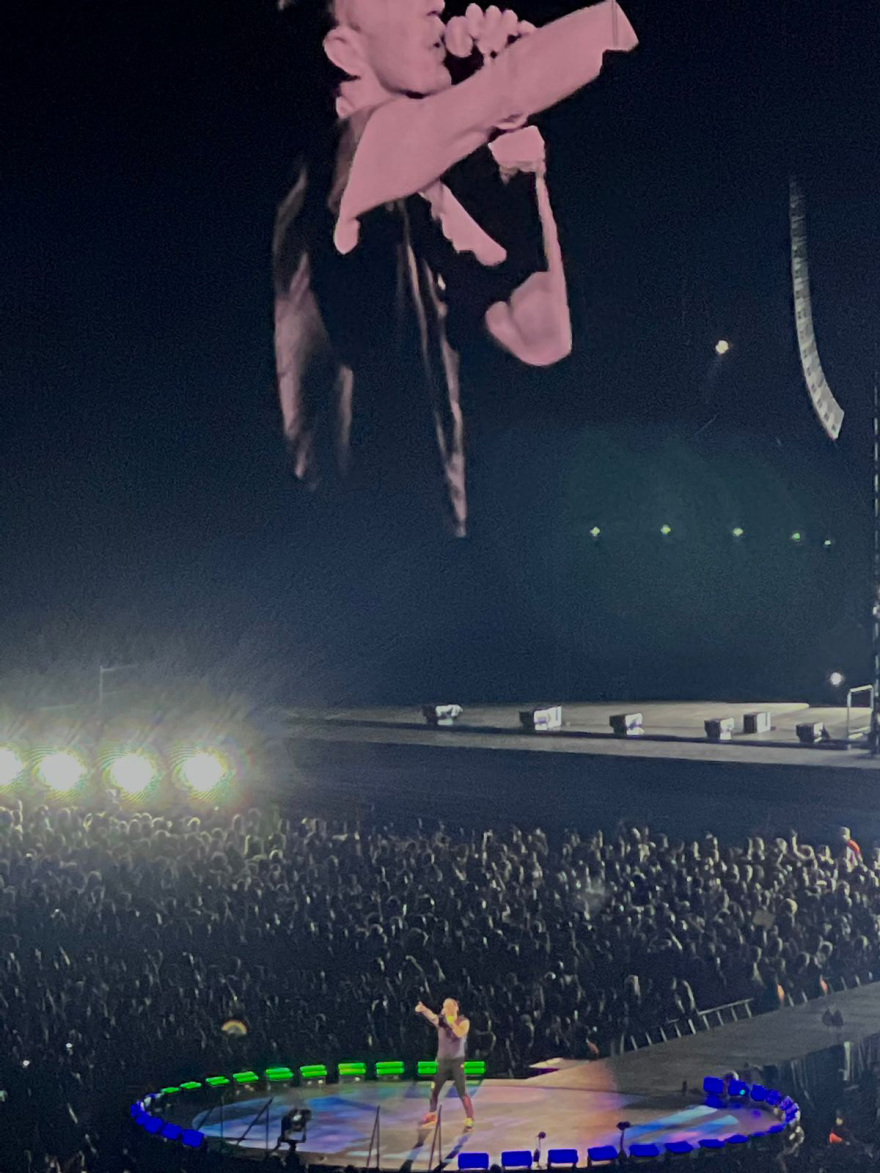 Coldplay: Το συγκρότημα που «έριξε» το ΟΑΚΑ - Δείτε βίντεο και φωτογραφίες