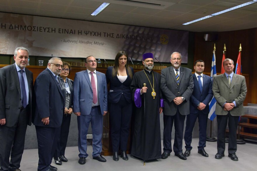 Τα υπουργεία Εξωτερικών και Παιδείας απαγόρευσαν ημερίδα των Ελλήνων ...