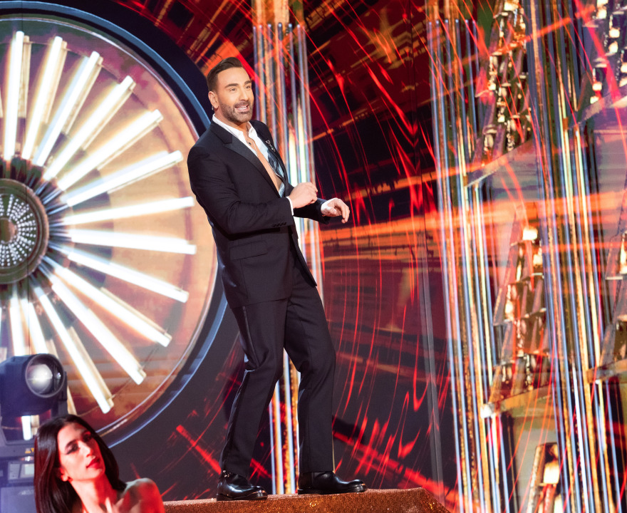 J2US: Όλα όσα έγιναν στο 8ο live του φαντασμαγορικού show!