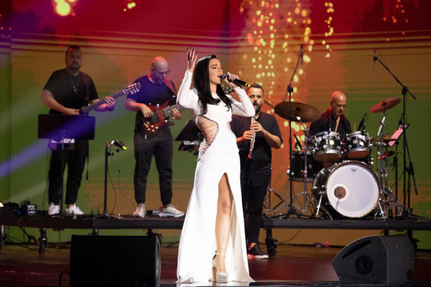 Πρωτιά σε όλα τα κοινά και για το έβδομο live του J2US με τον Νίκο Κοκλώνη στον Alpha