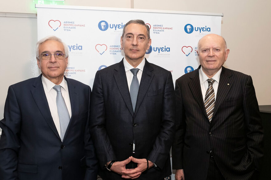 Θεόδωρος Κωφίδης: Ο κορυφαίος καθηγητής Καρδιοχειρουργικής στο ΥΓΕΙΑ ...