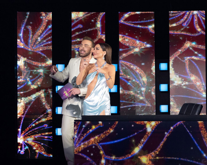 J2US: Κυρίαρχος στην primetime του Σαββατόβραδου ο Νίκος Κοκλώνης