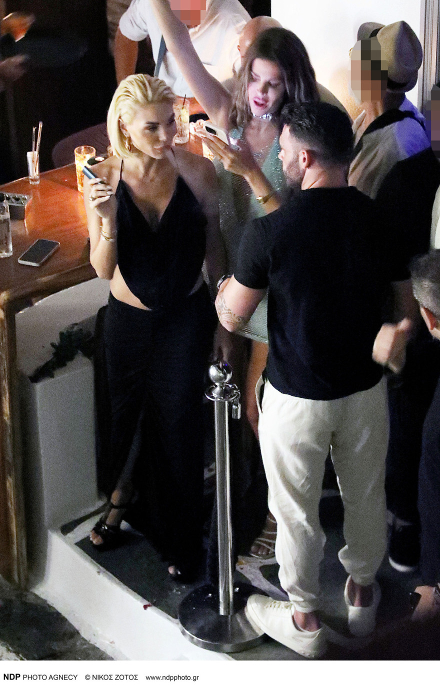 Αλεξάνδρα Παναγιώταρου: Με τη μητέρα της στη Μύκονο